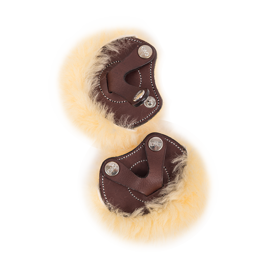 Synthetic sheepskin protector bridge breastplate